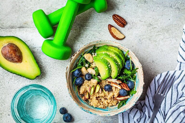 Should You Eat Before a Workout or After? The Best Before Workout Meal