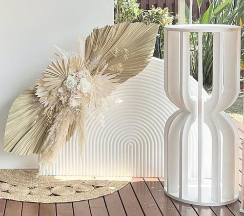 Cecilia Small Ripple Arch | Pretty As a Picture Events