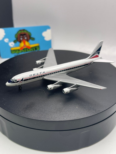 Delta Airlines DC-8-51 | Squatchy’s