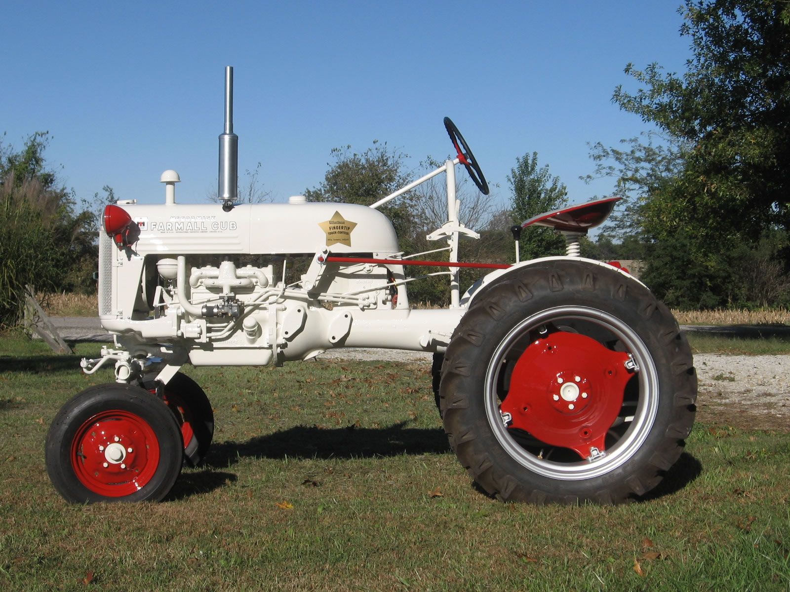 Farmall Cub Demonstrator | tractorpainter