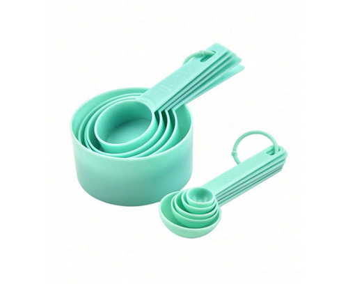 Green 10 Piece Measuring Cups & Spoons Set | American Groceries