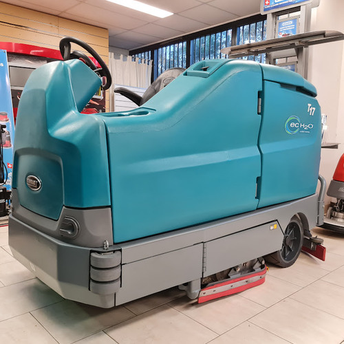 TENNANT T17 - Sweeper / Scrubber Dryer | POWERSWEEP AUSTRALIA