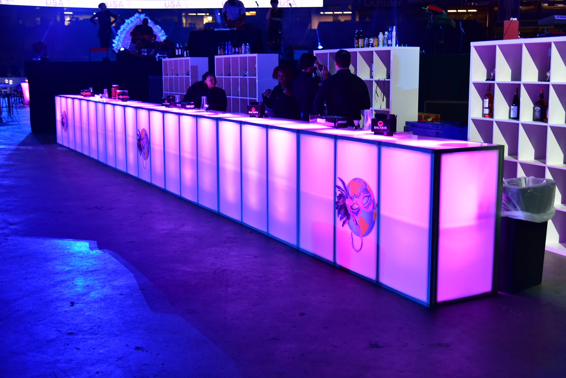 Lighted Tables Bars Fancy Faces Decor New Orlean lighted-tables-bars-fancy-faces-decor-new-orlean