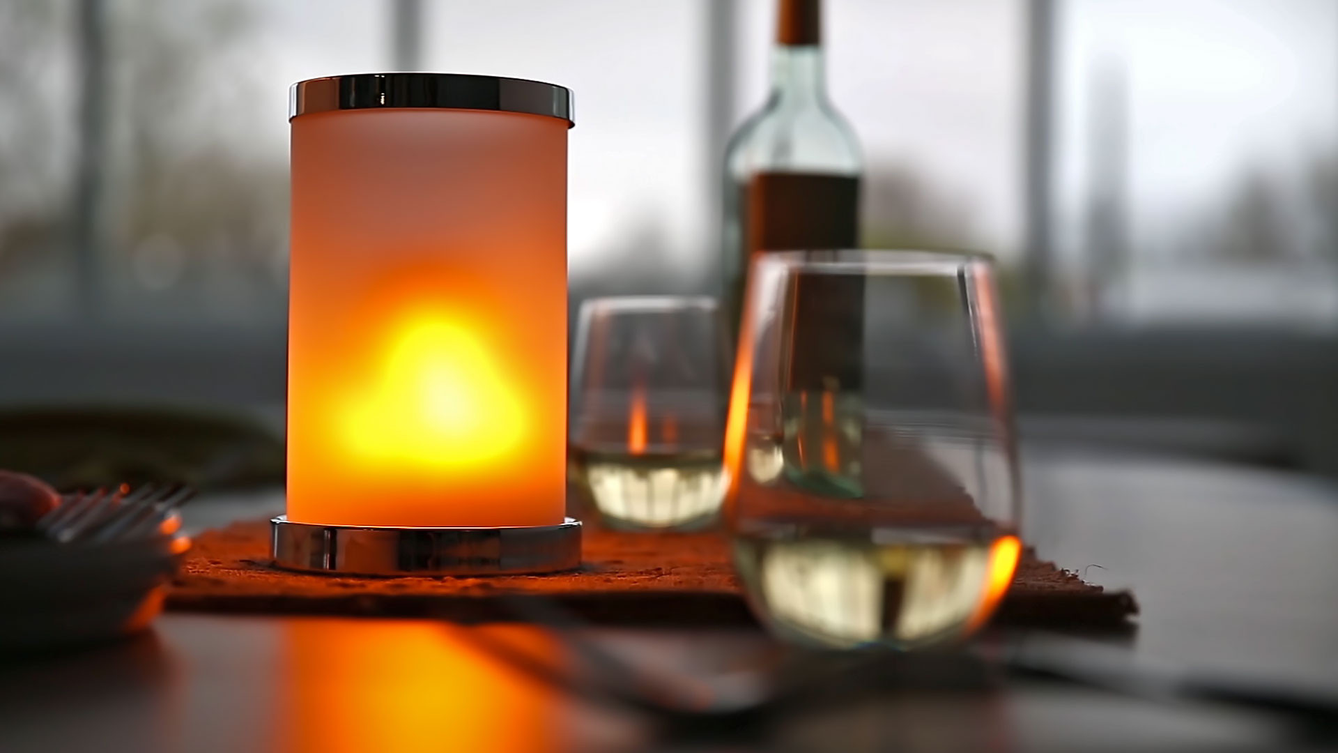 Flickering Luminaries