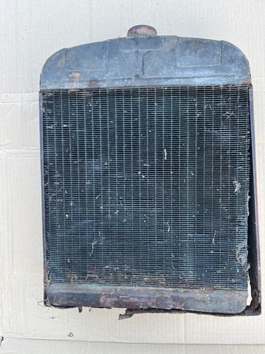 Allis Chalmers model B radiator | Pocock