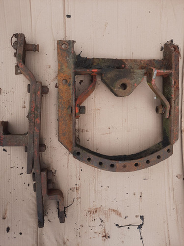 Nuffield 3 cylinder drawbar assembly | Pocock