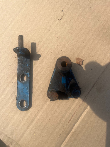 Fordson Major dynamo brackets | Pocock