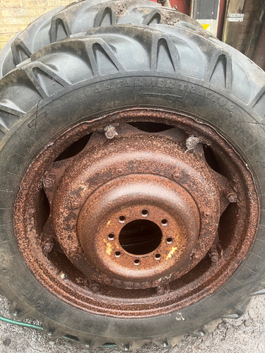 Massey Ferguson 65/165 32” wheel centres | Pocock