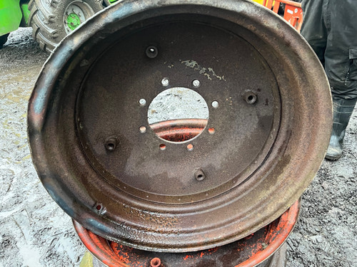 Nuffield 4 cylinder models 30” rear wheels | Pocock