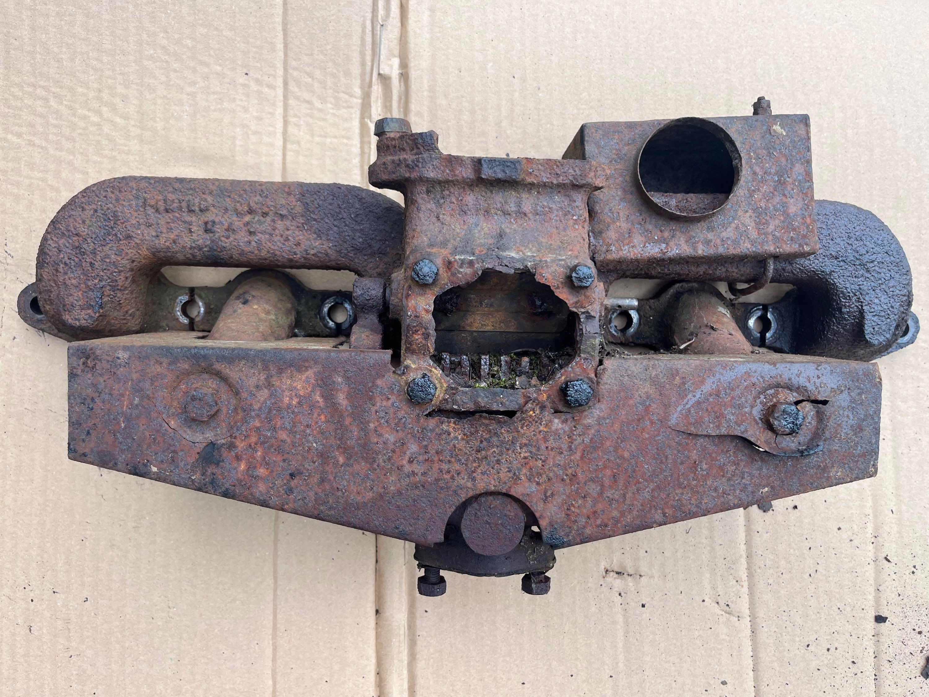 David Brown Cropmaster manifold | Pocock