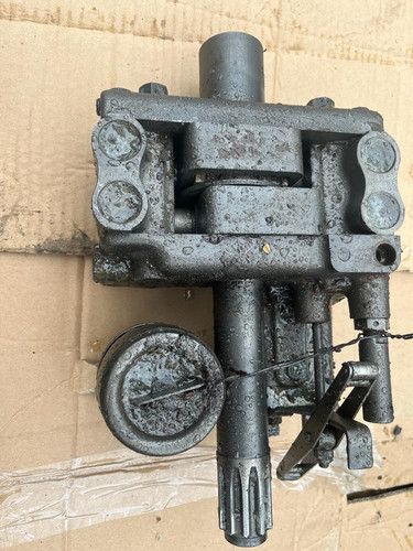 Massey Ferguson 65 hydraulic pump | Pocock