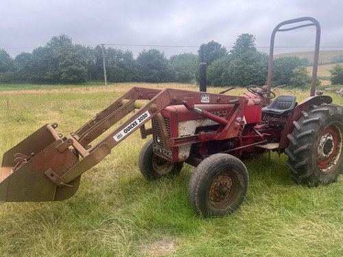 International 434 SOLDwith loader | Pocock