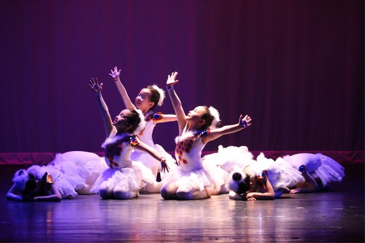 Gallery | Angel Dance