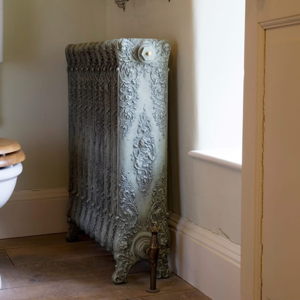 verona-cast-iron-radiator-carron