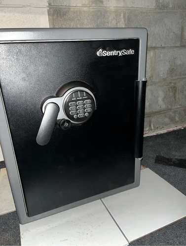Lot 98 - Small Sentry Safe | Castle Content Sales