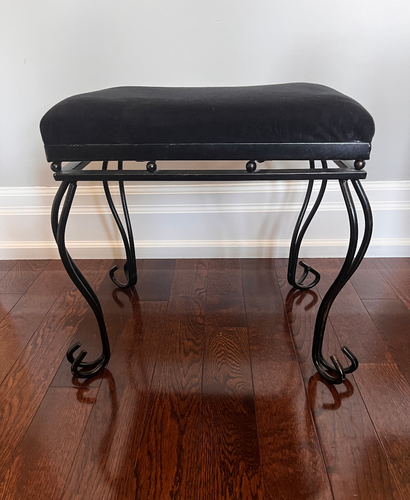 Lot 108 - Small Vanity Bench | Castle Content Sales