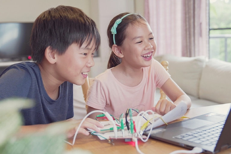 4 Ways To Make Learning About Science Fun For Children