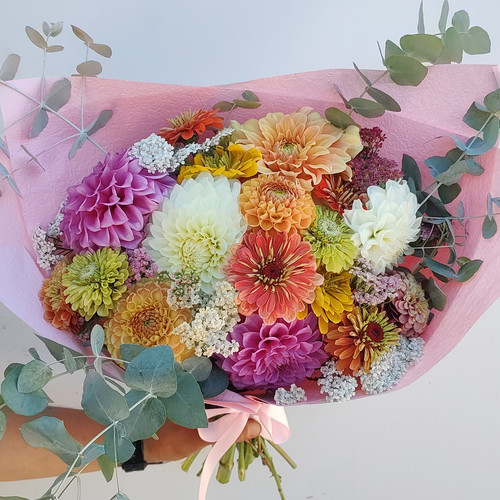Deluxe Seasonal Posy | Pure Maiden Farm