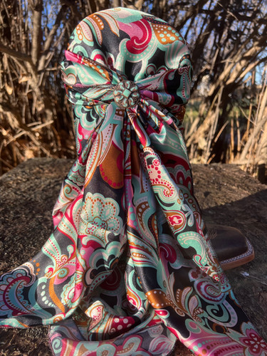 Retro Flower Pattern / | Wild Rags Western