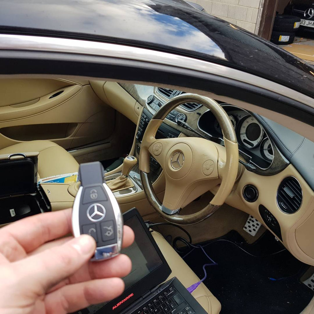 Mercedes E Class W212 3 button remote key programming