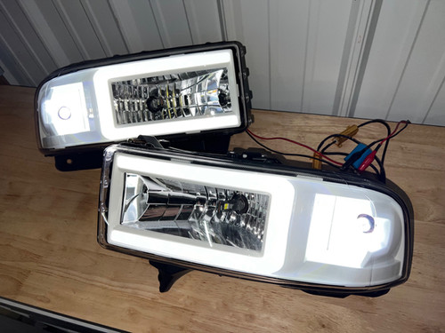 ‘94-‘02 Ram 2nd Gen Headlights | Vengeance Industries