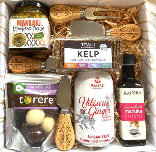 MANAAKI GIFT BOX - ITI | The Koha Collective