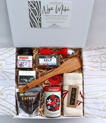 PŌHUTUKAWA GIFT BOX | The Koha Collective