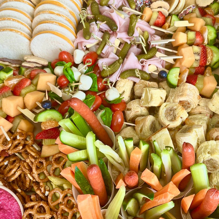 Kids Platter Box for 20+ | Platter Collective