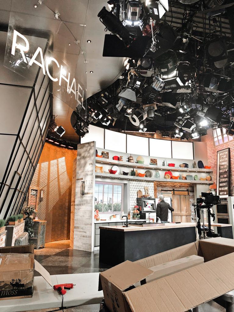 The Rachael Ray Show - Set Design withMakers