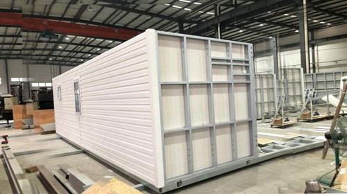 "Foldable Cabin: Modern, Economical House for Argentina ADU