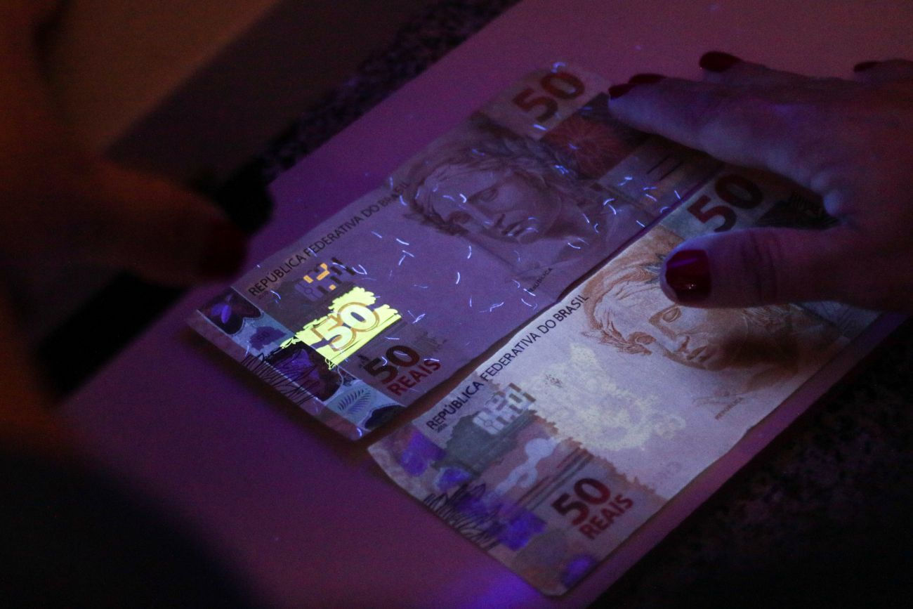 Perícia em Documentoscopia Grafoscopia | Curso de Peritos