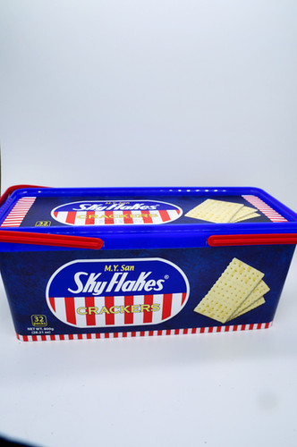 Sky Flakes Cracker Box - 800 gr | Nica's Pinoy Store