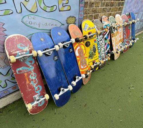 Ex- Rental Skateboard complete | Best Foot Forward