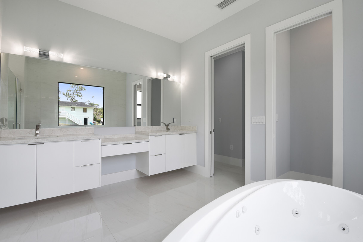 24231 Dietz Dr | jcrobalino