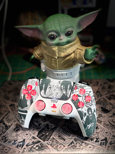 Itachi & Sasuke PS5 Controller | CesarsGarageDesigns