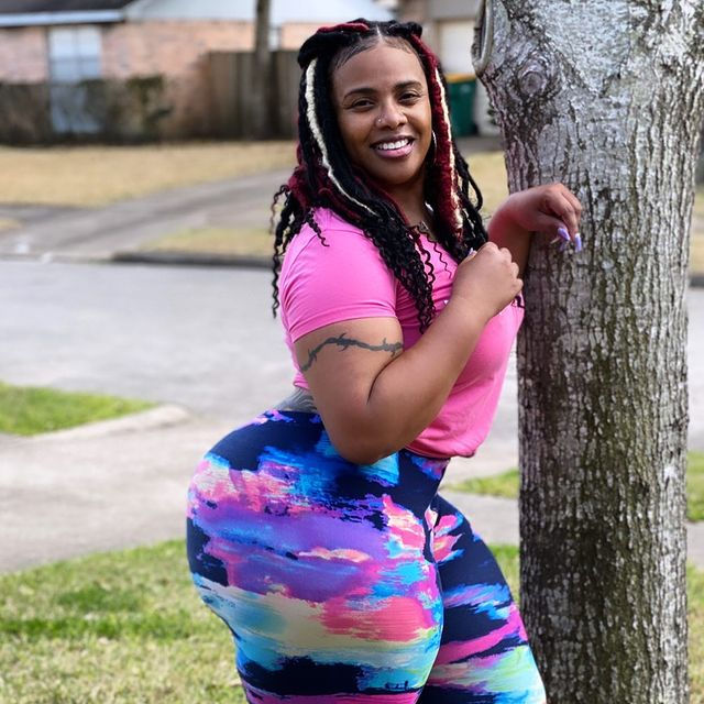 Just Angie - Bio, Quick Facts, Age, Height, Weight, Body Measurements ...