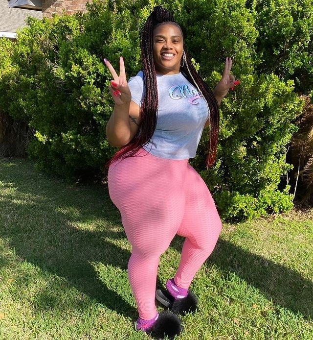 Just Angie - Bio, Quick Facts, Age, Height, Weight, Body Measurements ...