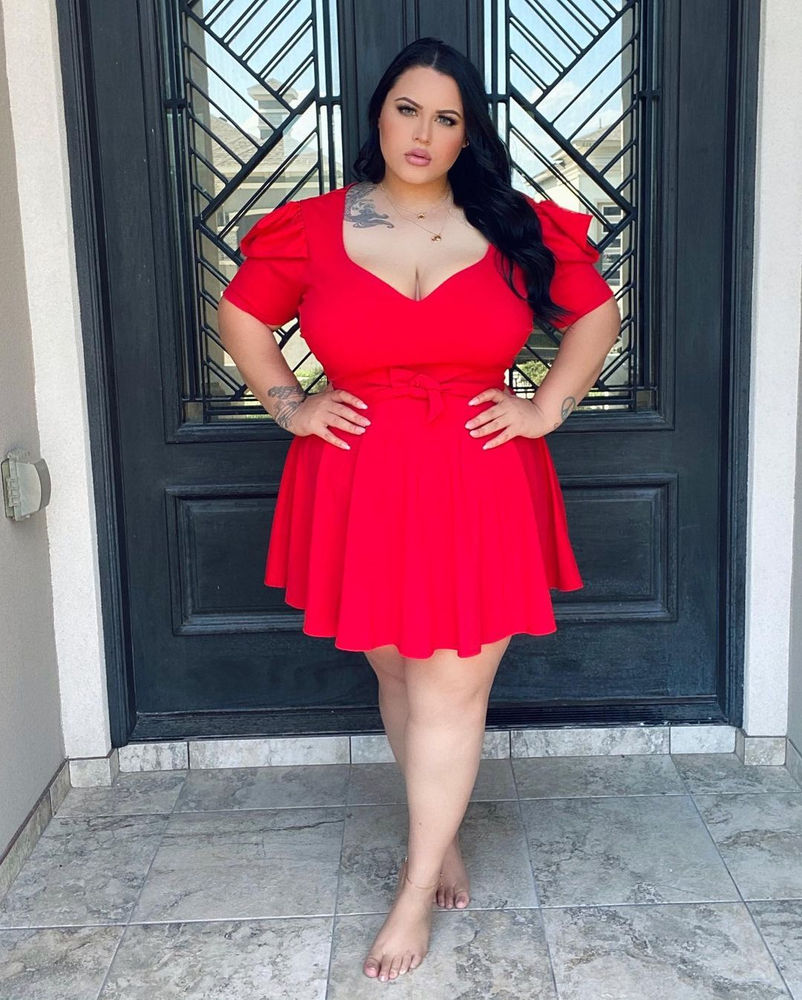 Jessie - Bio, Wiki, Quick Facts, Age, Height, Weight, Body Measurements ...