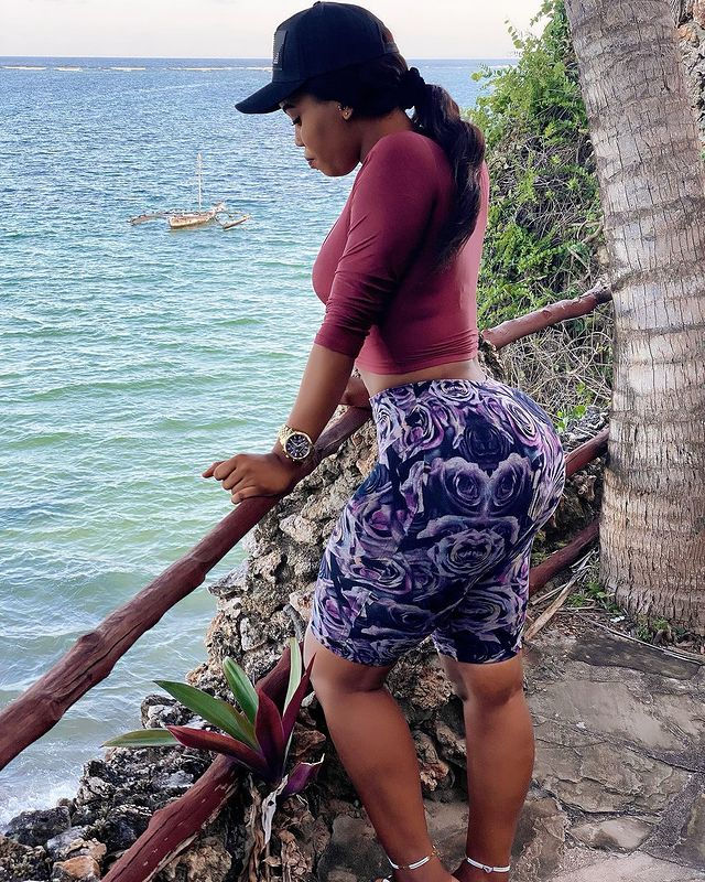 Trisha Khalid - Quick Facts, Bio, Age, Height, Weight, Measurements ...