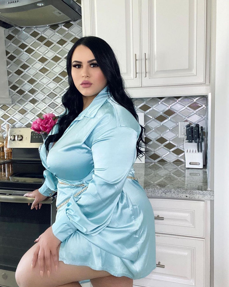 Jessie - Bio, Wiki, Quick Facts, Age, Height, Weight, Body Measurements ...