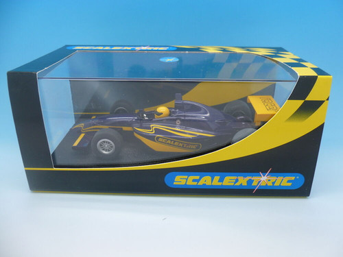 Scalextric C2606 Dallara Indy "Collectors Club 2004" | Scalextricman