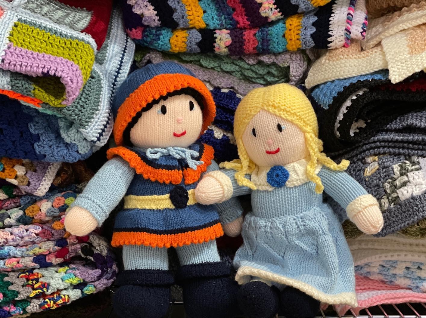 KOGO - KNIT ONE GIVE ONE