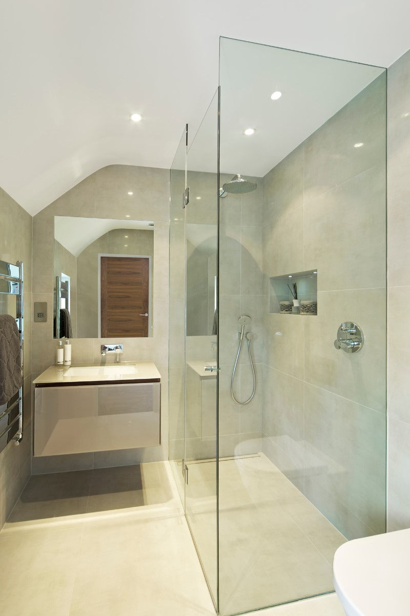 The Ultimate Guide to Shower Glass Options - Glassolutions