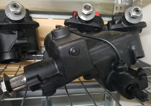 Land Rover Defender 4 Bolt Steering Box / Left Hand | We Are Diffs