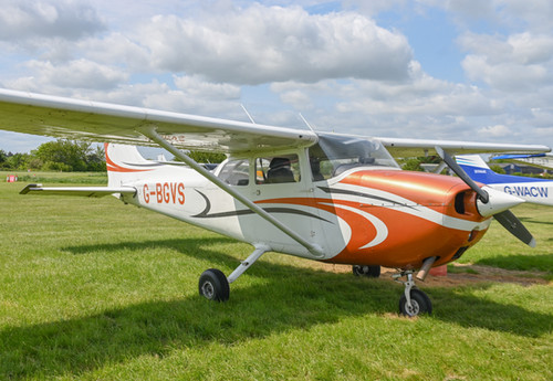Trial Flying Lesson with landaway at Lydd - Cessna 172 | skytrekair
