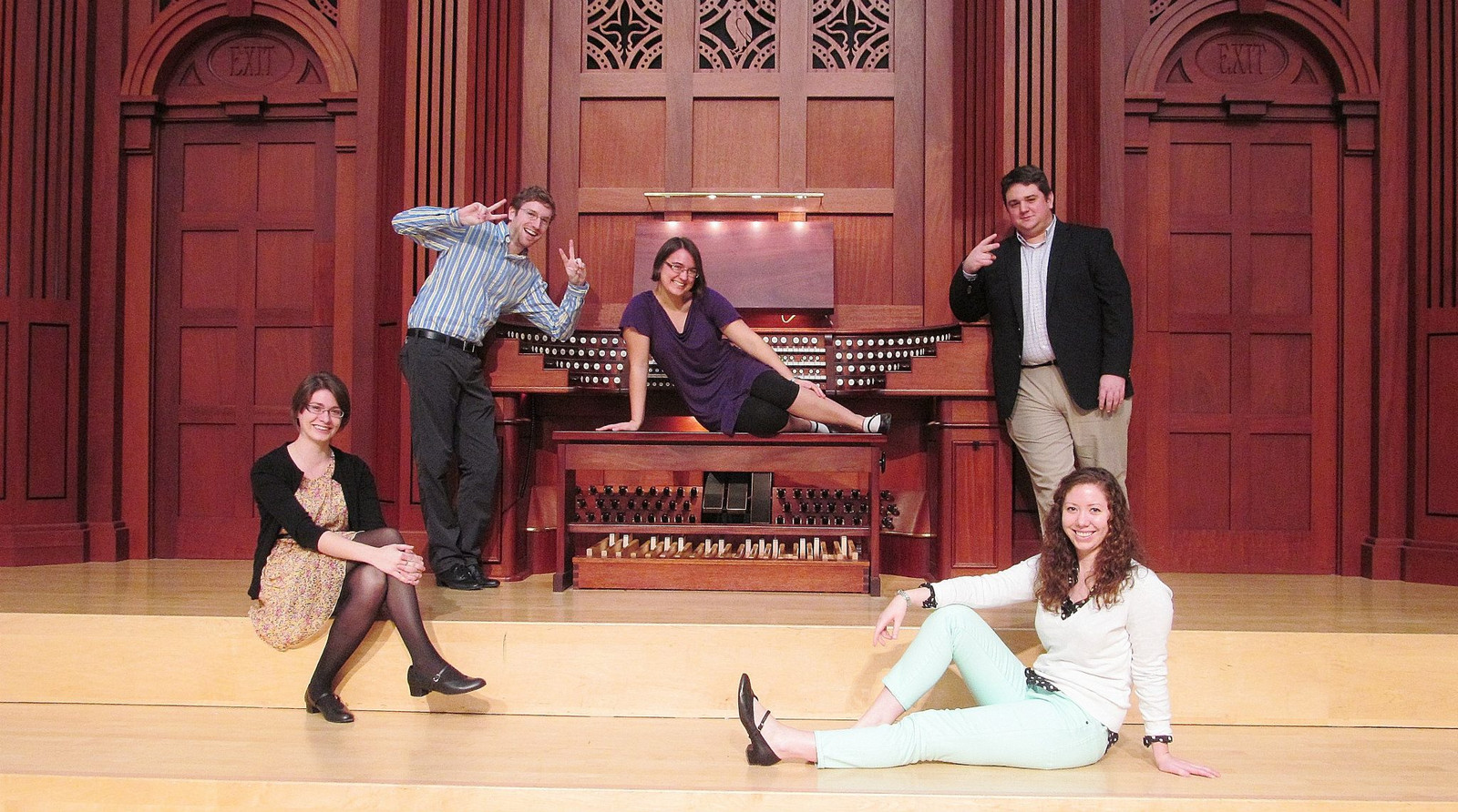 Fullscreen Page | monicaberney