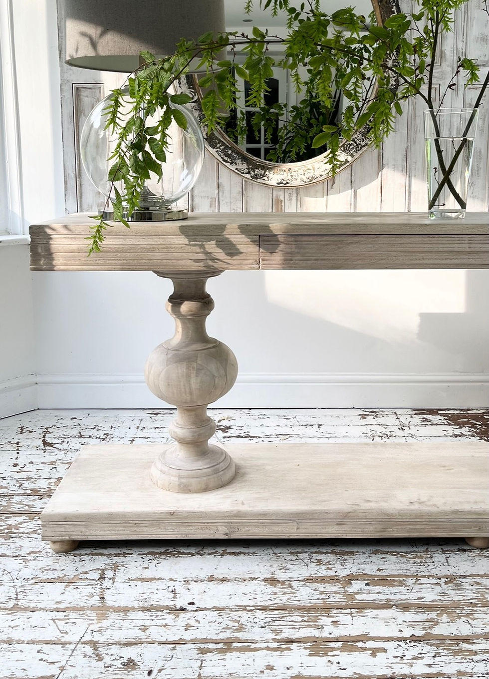 Bulbous Leg Console Table | Rowan & Witch
