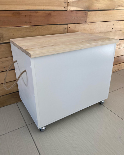 Toy Box on wheels with Pine Lid | Wood Marvels