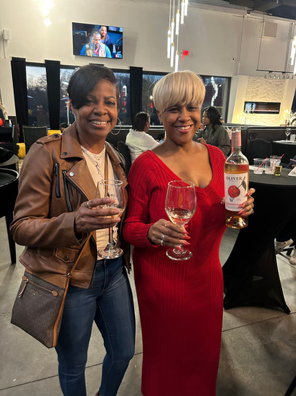 GALLERY | B's Wine Bar