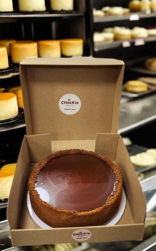 SALTED CARAMEL NEW YORK-STYLE CHEESECAKE | Chockie Bake House